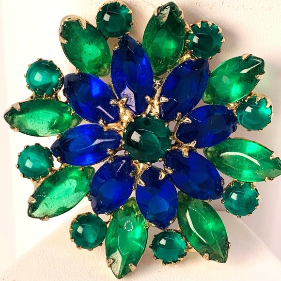 Jewelry Vintage Rhinestone Brooch Pin Blue Green Gold Tone Setting